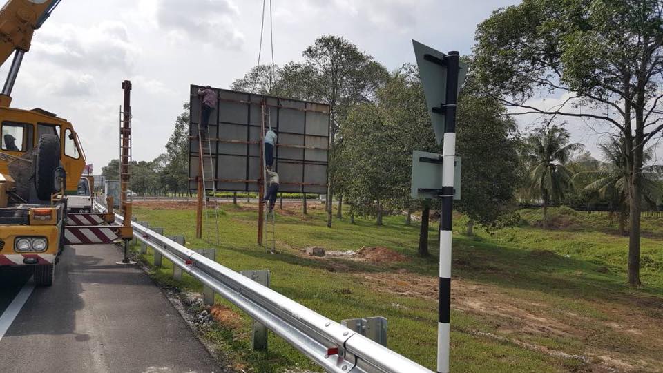 Construction-Road Sign | M2 Signages