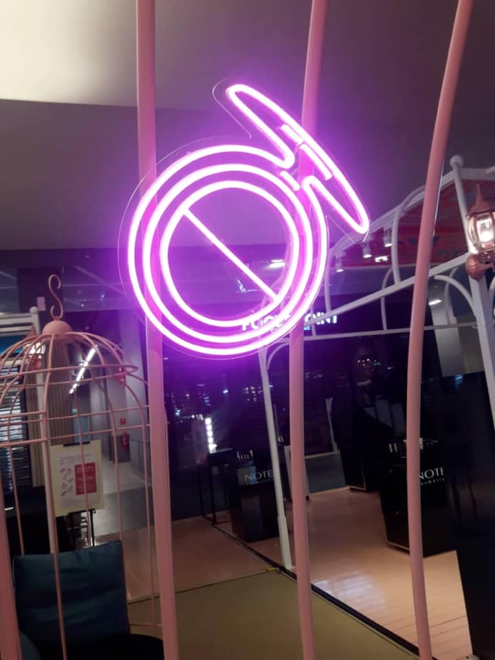 Neon Light Signage | M2 Signages