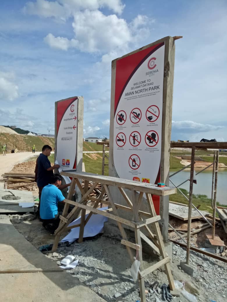 Unipole - Plyon Sign | M2 Signages